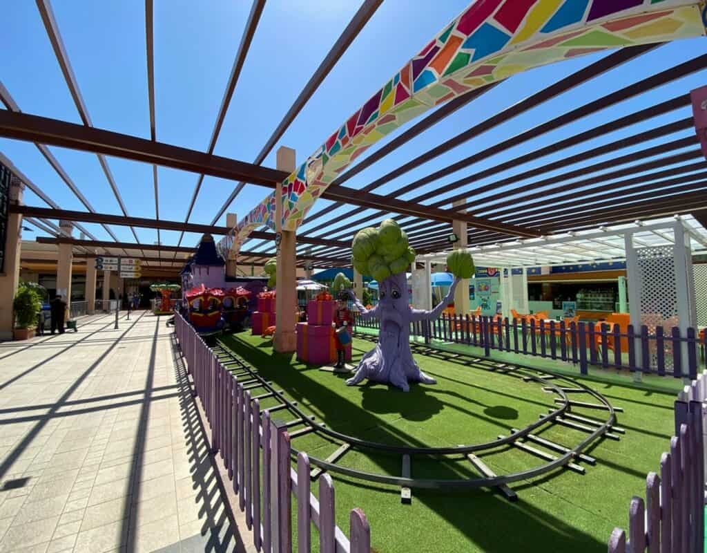 A Guide To La Zenia Boulevard Shopping Centre • Movehappy